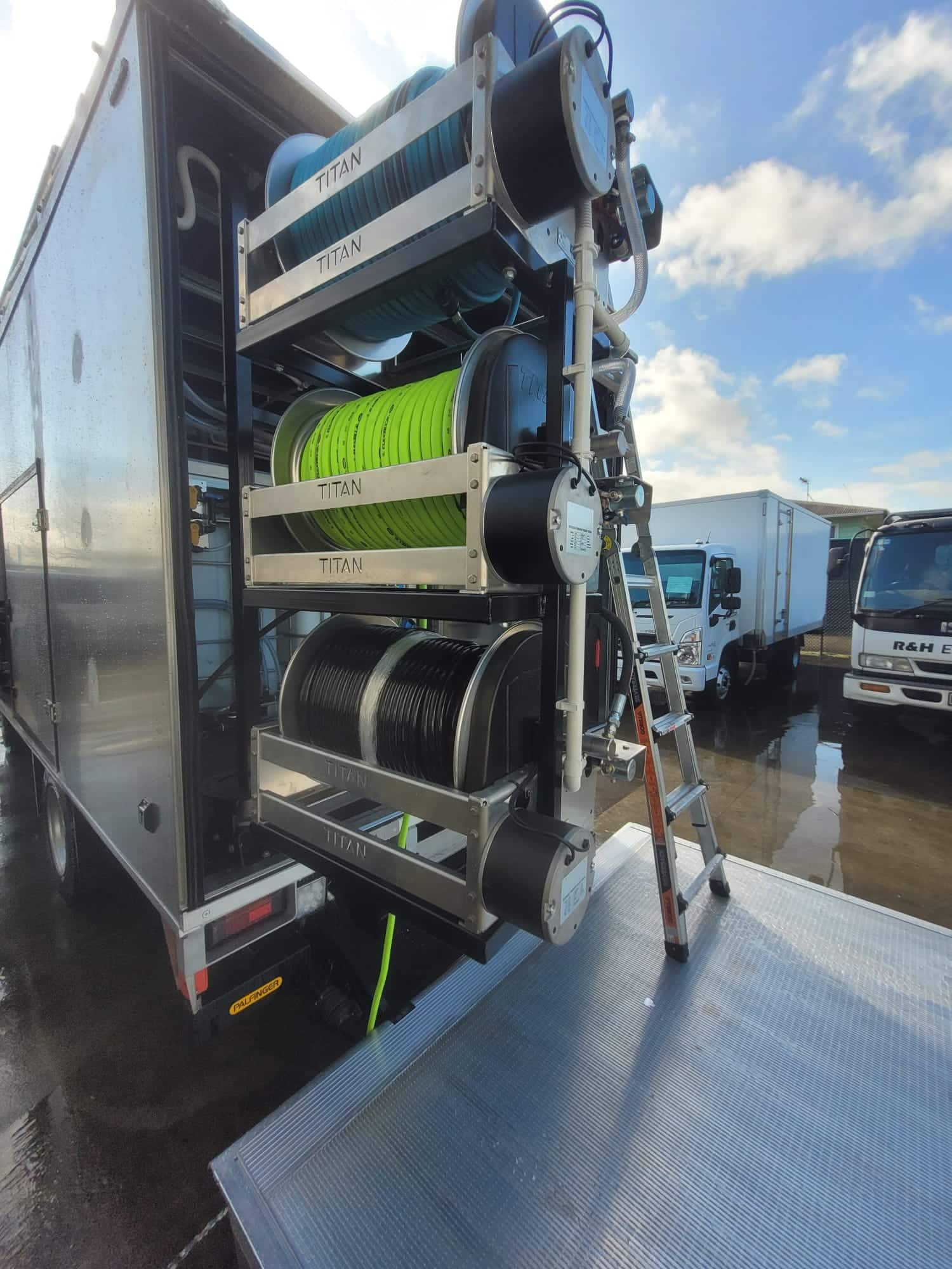 Custom Drone Truck - Modular Build Options | R&H Engineering