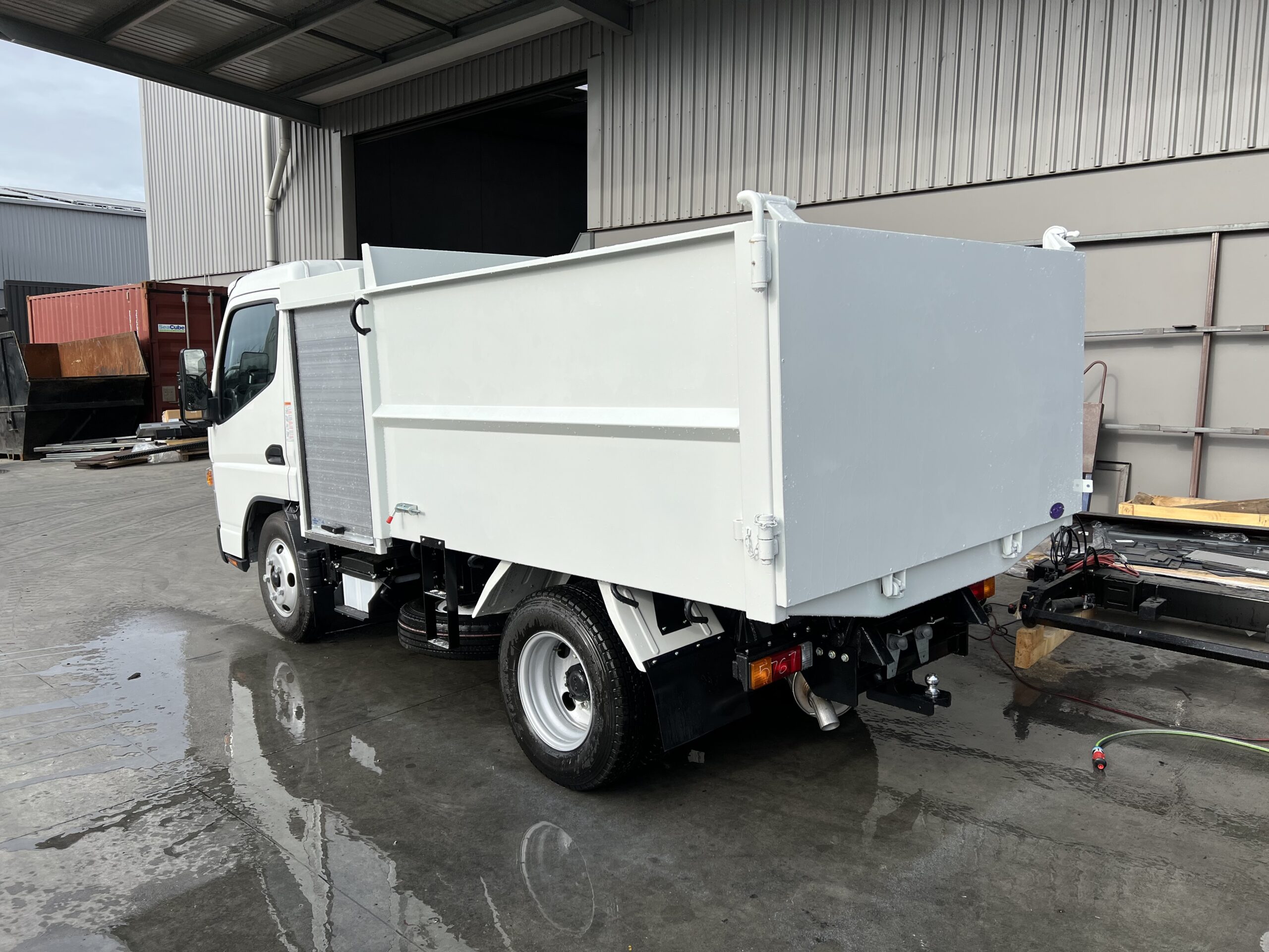 Custom Tipper Truck Body - Heavy-Duty Solutions | R&H Engineering
