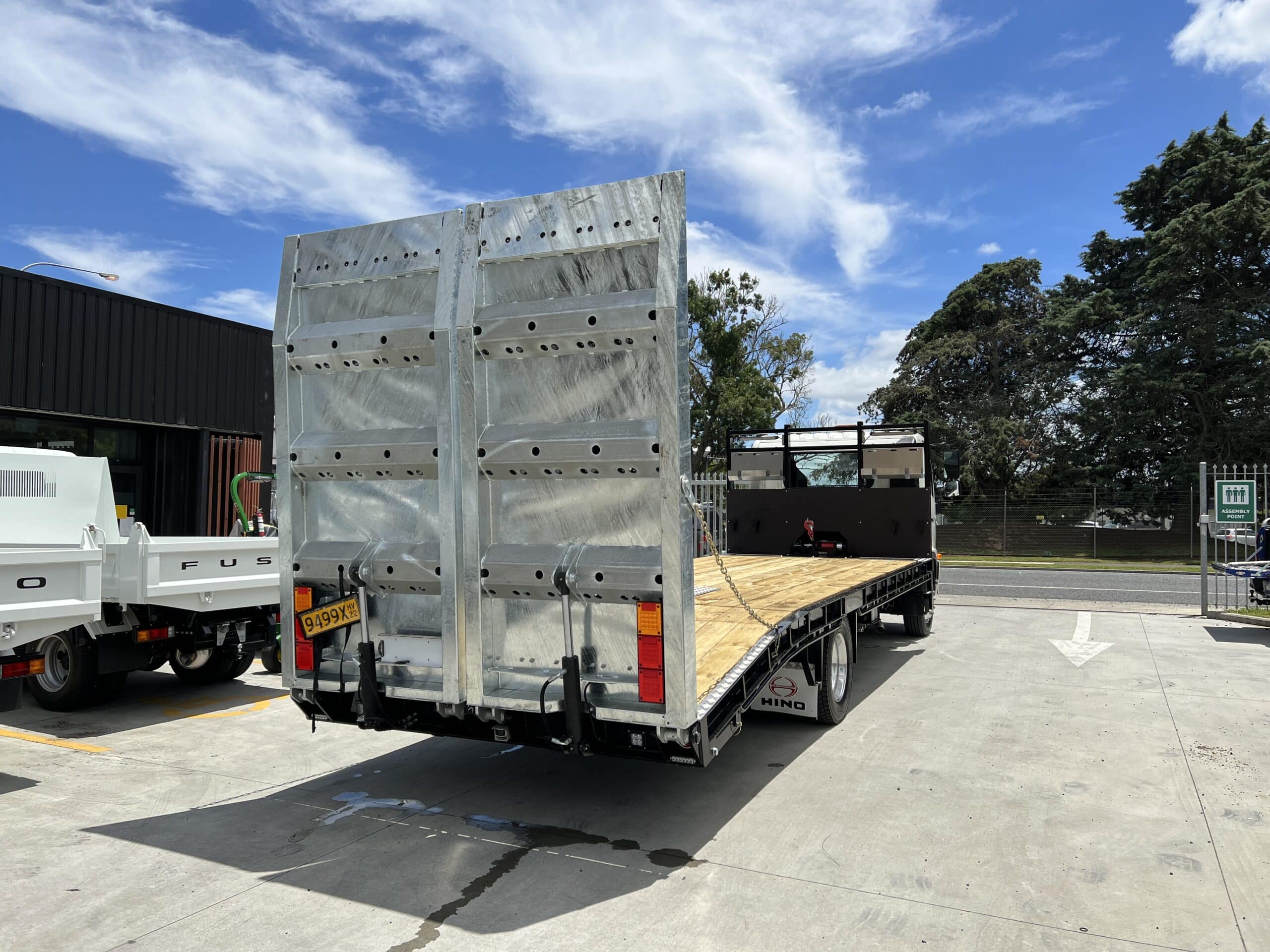 Custom Transporter Truck Fabrication | R&H Engineering